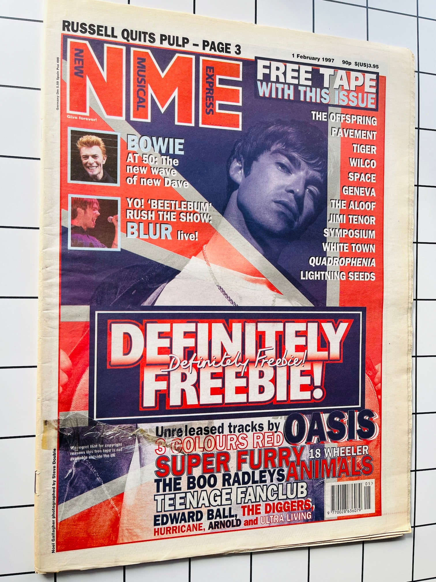 NME ( New Musical Express ) – magazine canteen
