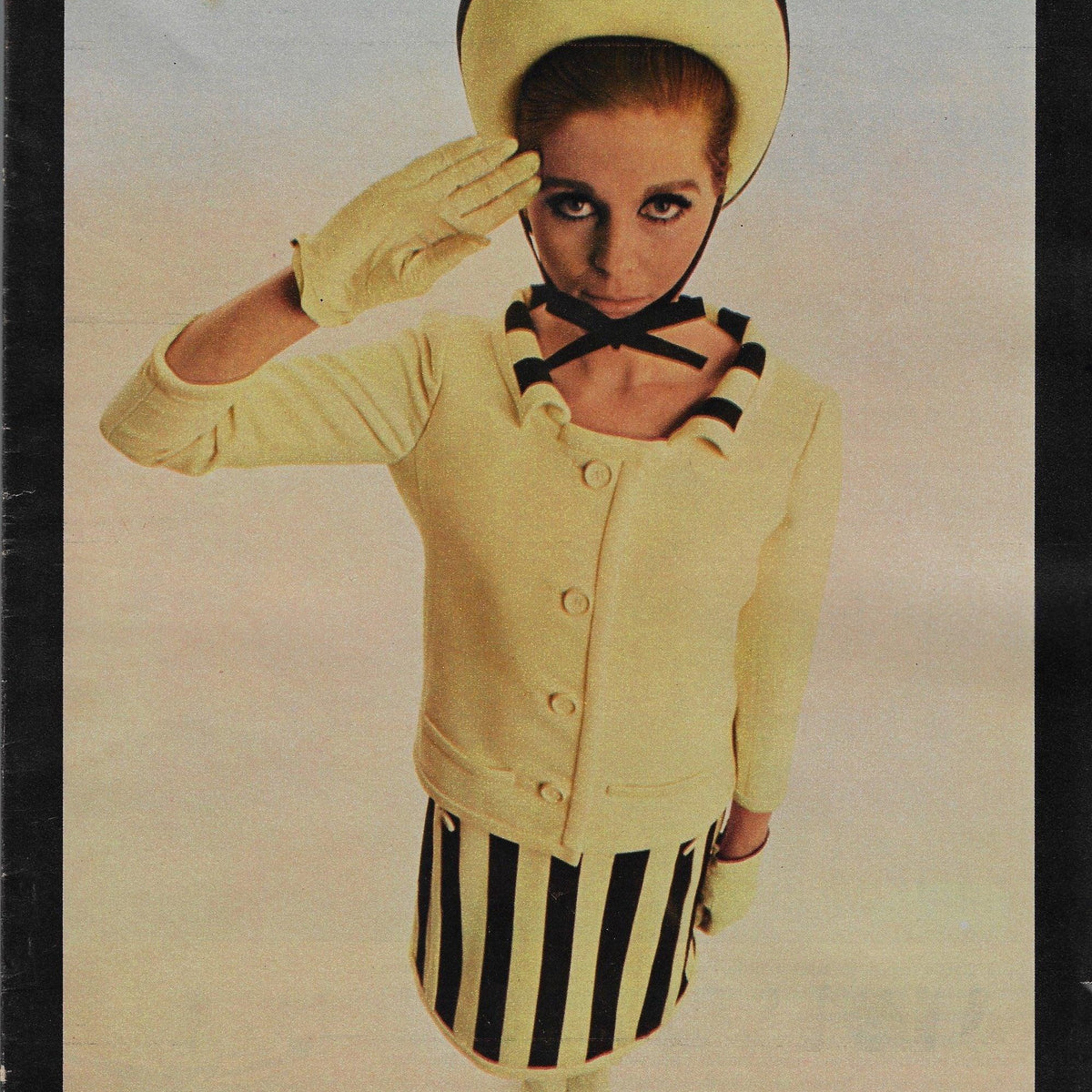 The Sunday Times Magazine - Paris Fashions GRAHAM FINLAYSON Patrick Wa ...